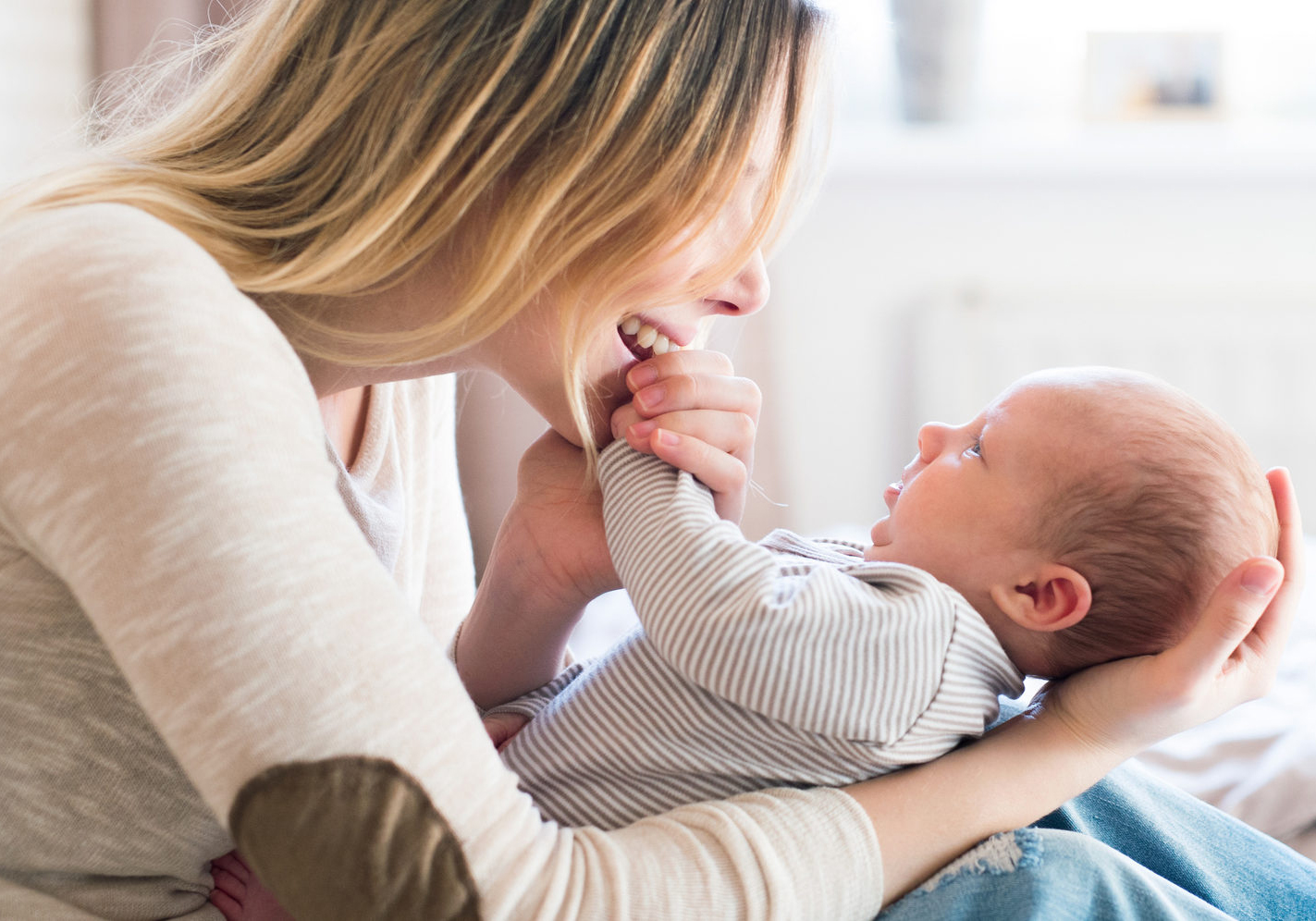 Por que é importante dar colo para o bebê? | Blog Baby Enxoval